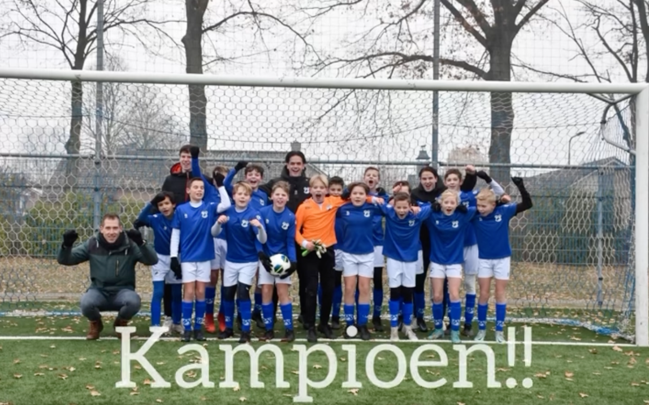 SVSSS JO13-1 kampioen! Najaar 2022 | SvSSS